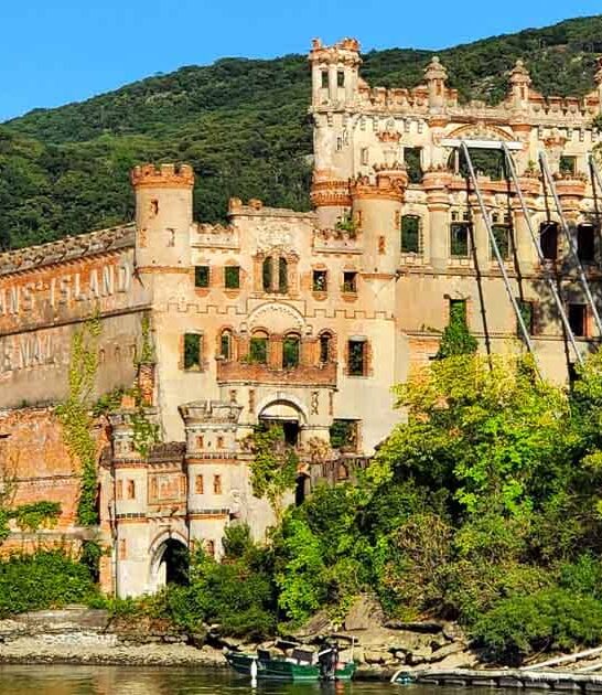 new york island castle ftr