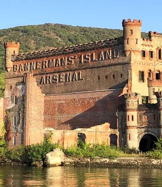 new york medieval castle ftr