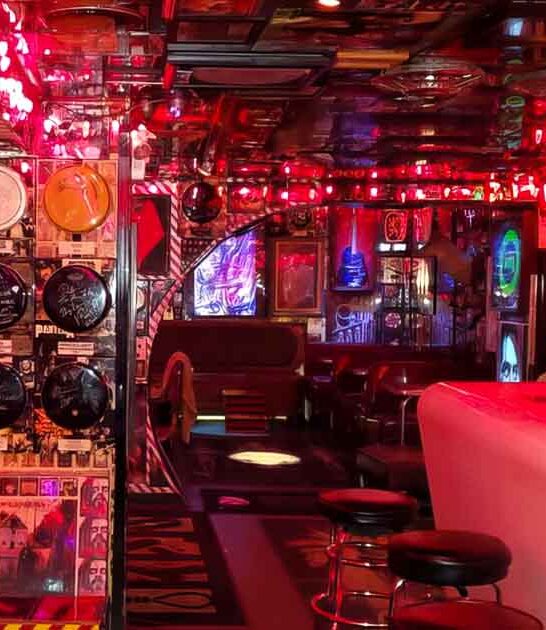new york quirky bar ftr
