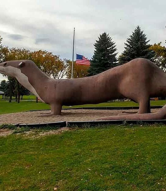 oddball roadside attractions minnesota ftr