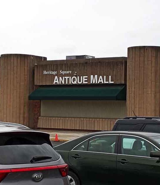 ohio vintage store enormous ftr