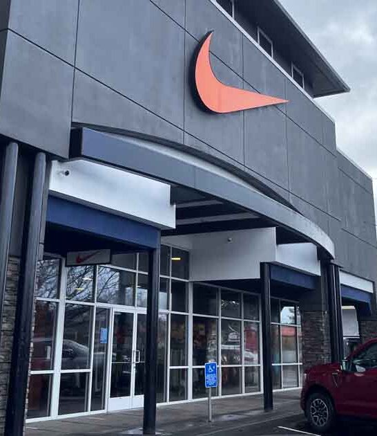 oregon outlet mall explore ftr