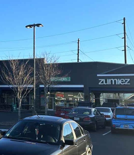 outlet mall oregon shoppers ftr