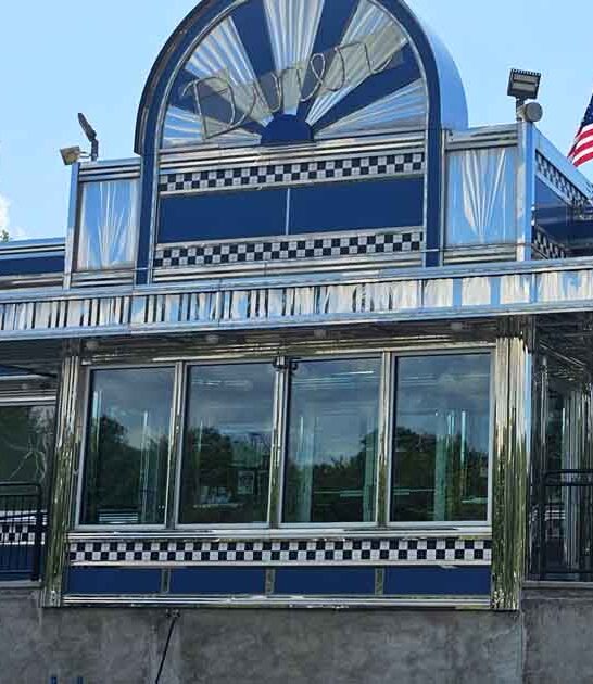 oversized turnovers connecticut diner ftr