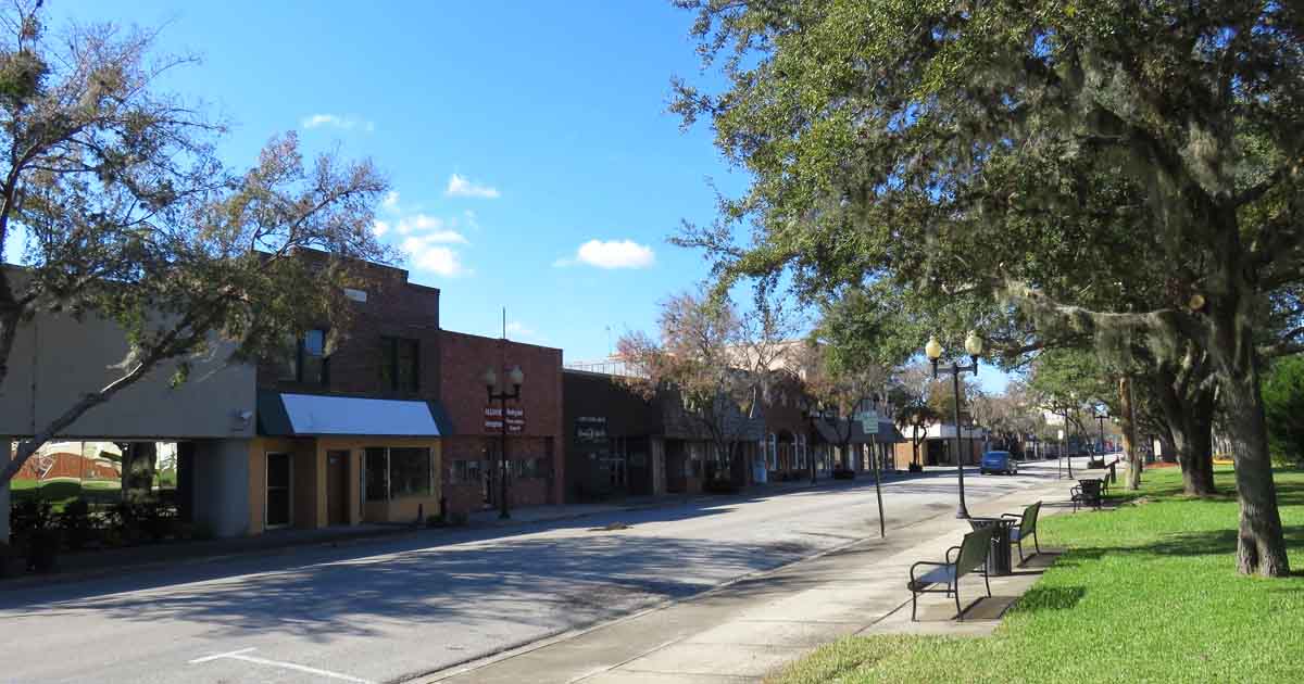 The Slow-Paced Town In Florida With Fresh Air, No Traffic, And Zero Stress
