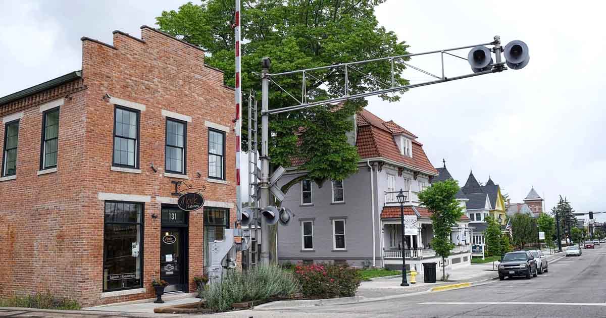 You'll Fall In Love With This Picture-Perfect Ohio Town