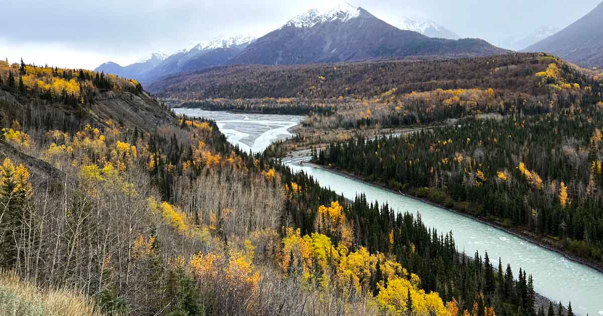 The Picture-Perfect State Park In Alaska That's Straight Out Of A Postcard