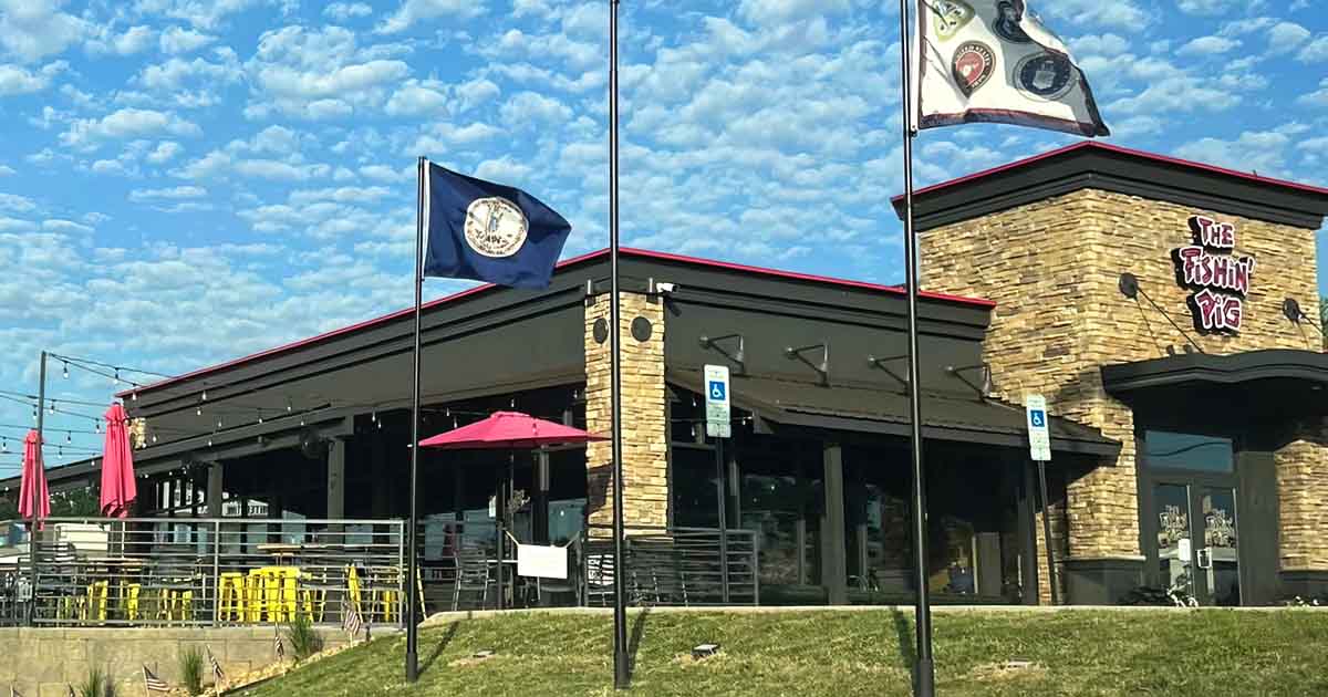 The Pit BBQ At This Small-Town Virginia Restaurant Is Worth The Drive ...