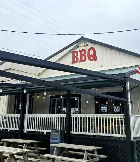 The Pork Belly At This No-Frills Restaurant In Virginia Is Out-Of-This-World Delicious