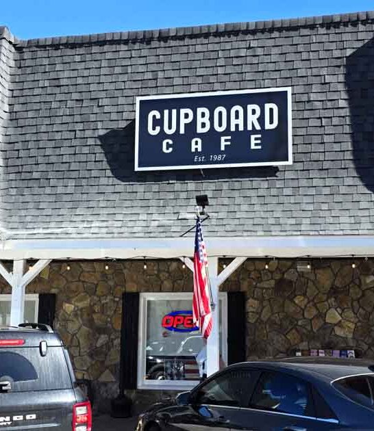 quaint cafe georgia mountains ftr