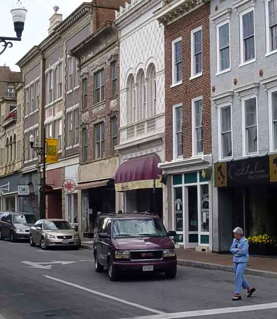 quaint town hallmark virginia ftr