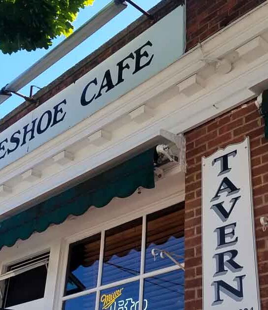 quirky little bar connecticut ftr