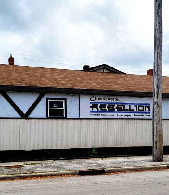 quirky restaurant wisconsin ftr