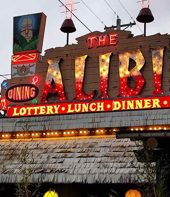 quirky tiki bar oregon ftr