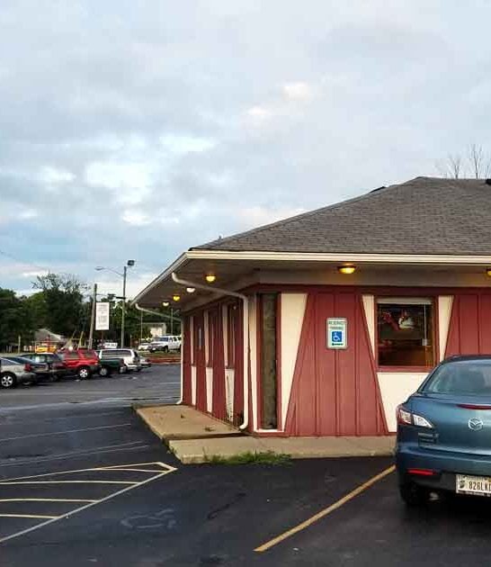 restaurants unassuming indiana chicken ftr