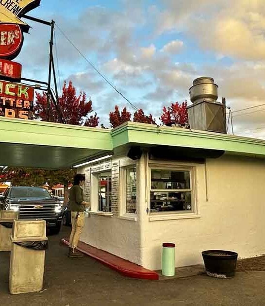 retro washington drive in ftr