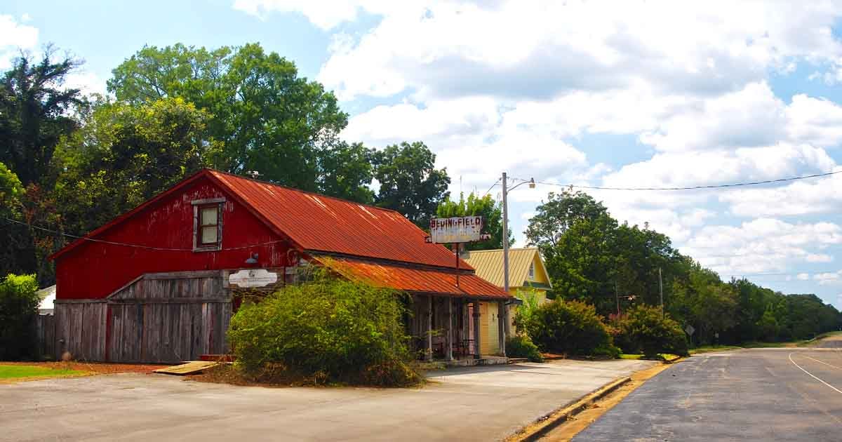 This Historic Small Town In Alabama Is So Underrated, Most Locals Don't ...