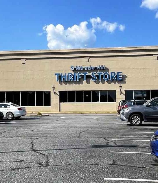 10 Enormous Thrift Stores In South Carolina Where You Can Lose Yourself For Hours