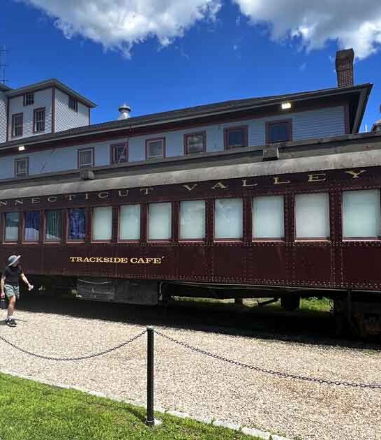spectacular train ride connecticut ftr