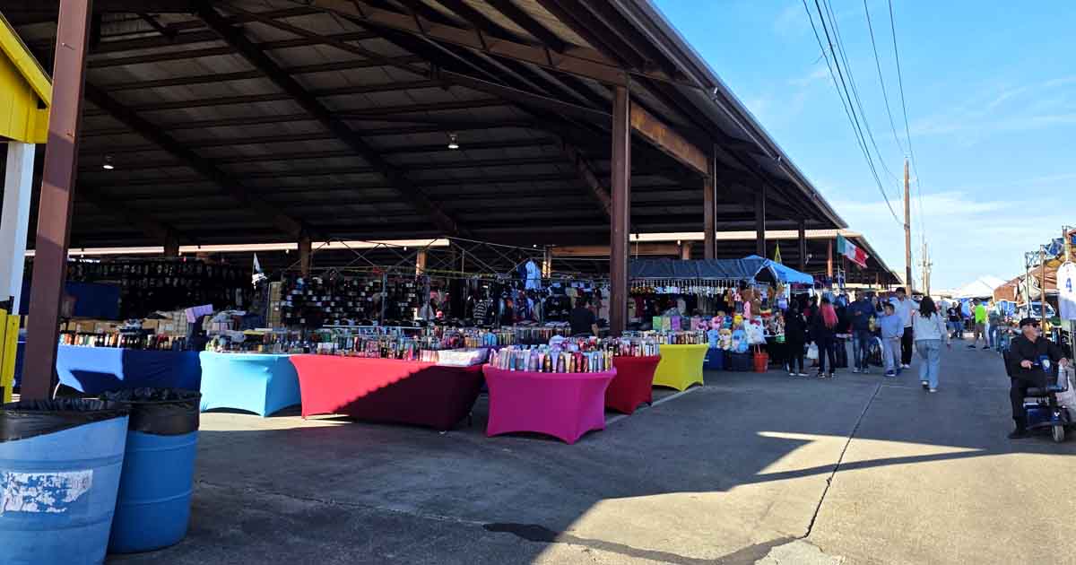 You Could Spend All Day At These 10 Amazing Texas Flea Markets