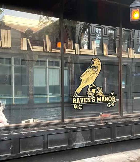 spooky cocktail bar oregon ftr