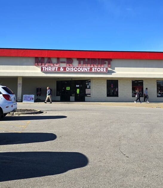 stores kansas thrifting dreams ftr