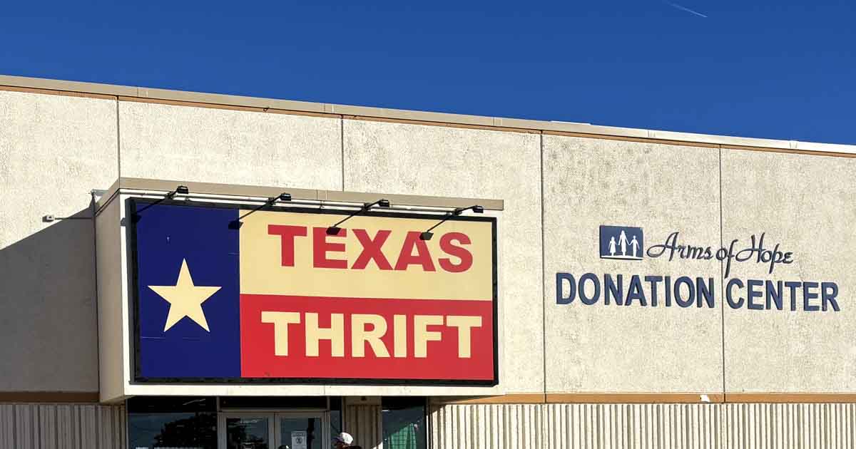 11 Enormous Thrift Stores In Texas Where $25 Gets You More Than You Expect