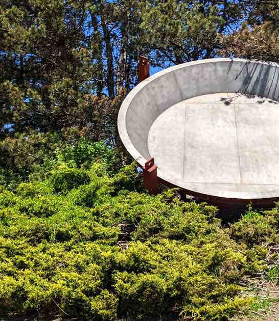 strangest roadside attraction michigan ftr