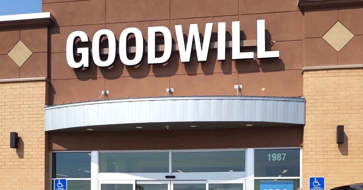 9 Unbelievable Thrift Stores In Minnesota Worth Driving Across The ...