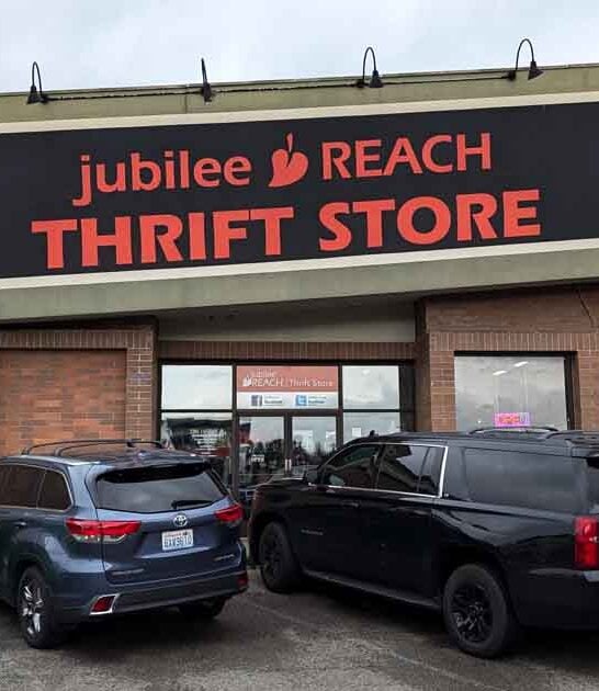 thrift stores washington huge ftr