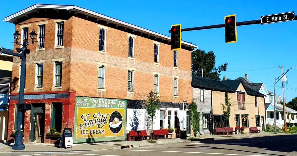 The Tiny Ohio Town That's Almost Too Picturesque To Be Real