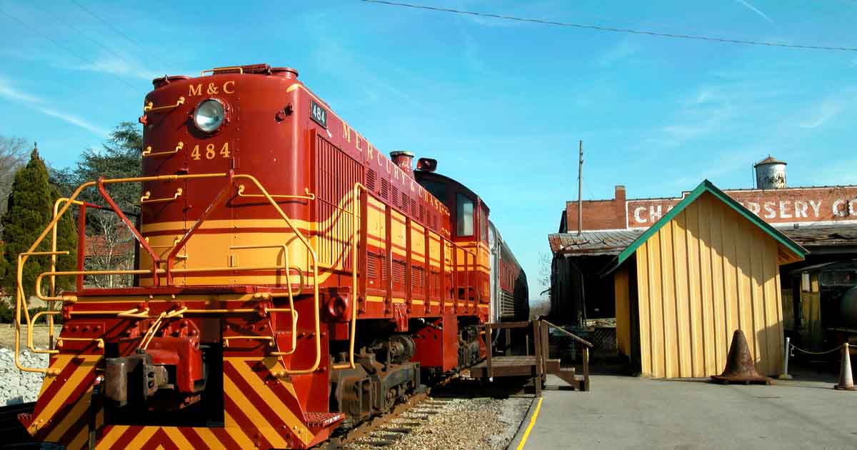 This Little-Known Train Ride In Alabama Is The Most Enchanting ...