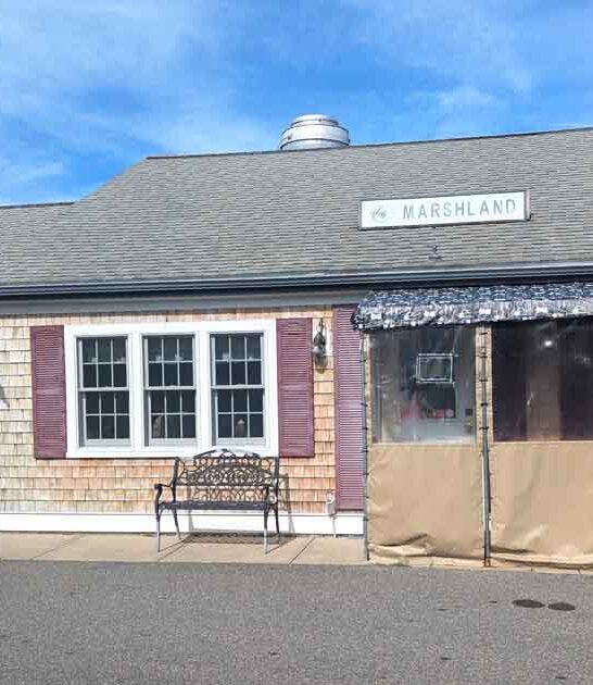 unassuming comfort restaurant massachusetts ftr