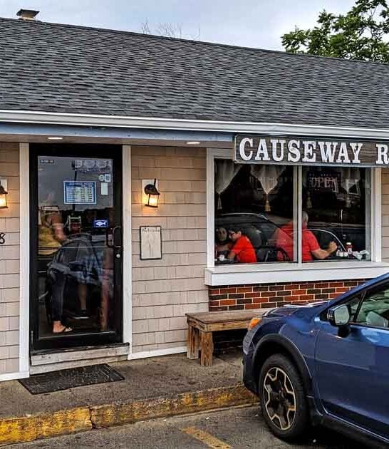 unassuming massachusetts seafood restaurant ftr