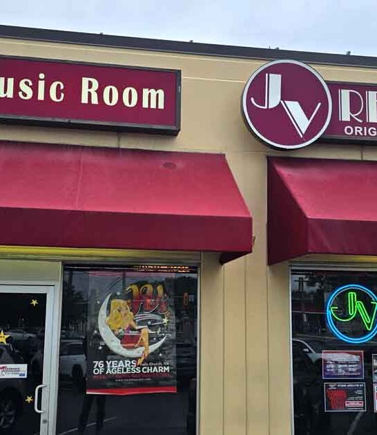 unassuming virginia dive bar ftr