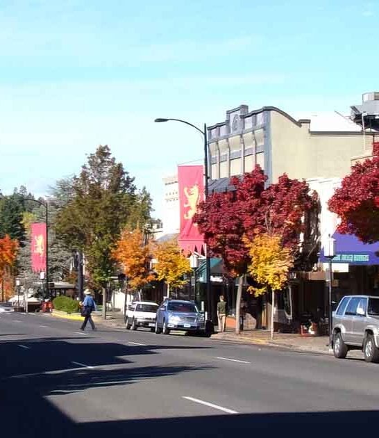 10 Underrated Small Towns In Oregon That Locals Want To Keep Secret