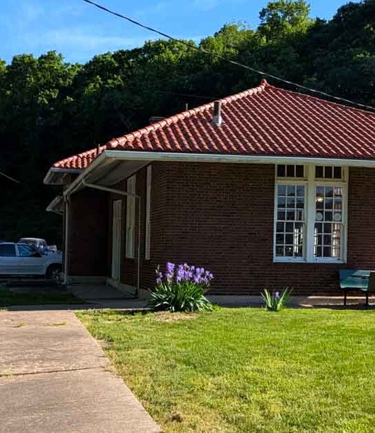 unique bbq missouri train ftr