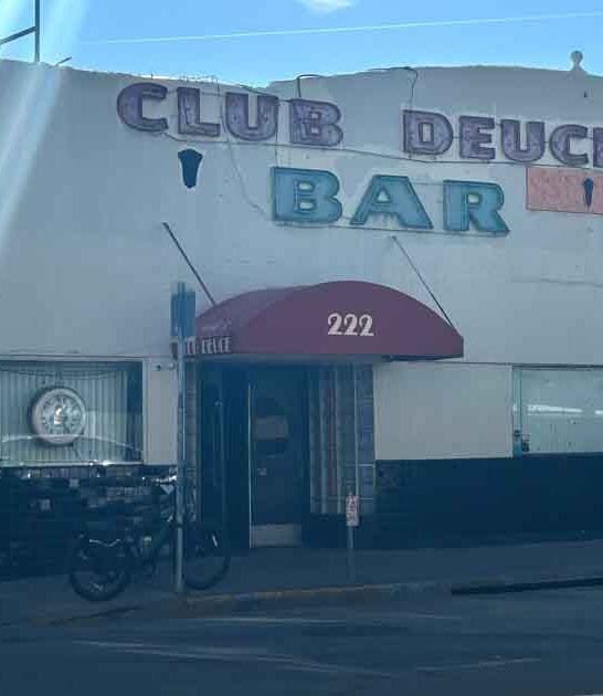 unusual dive bar florida ftr