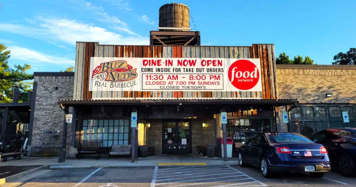 The Virginia BBQ Joint That Beat A Celebrity Chef At His Own Game
