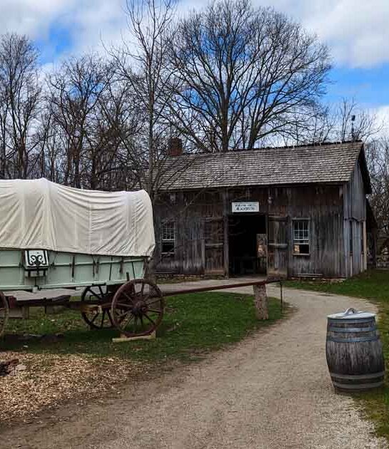 visit outdoor museum indiana ftr