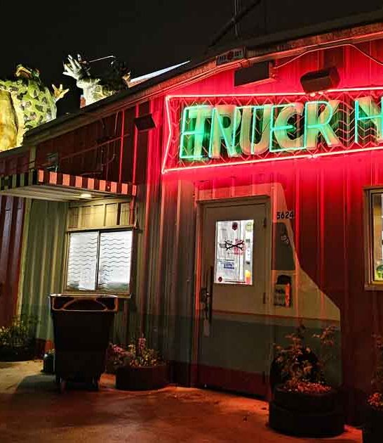 wacky fun restaurants texas ftr