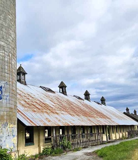 washington eerie abandoned farm ftr
