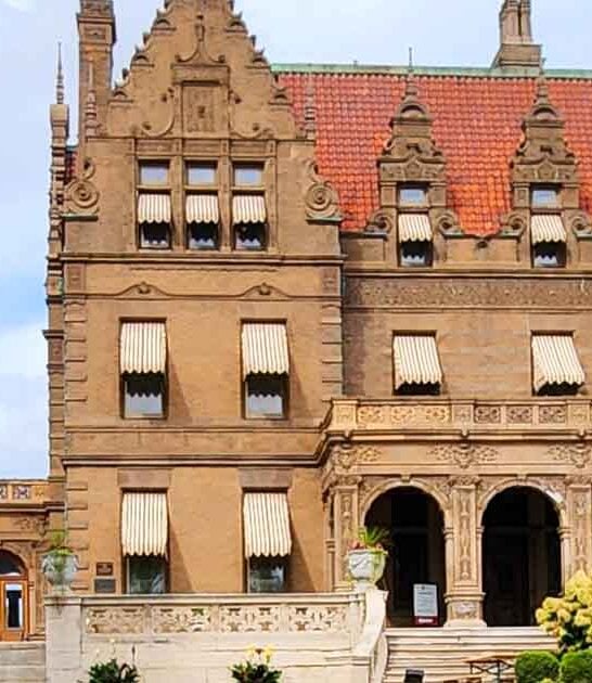 wisconsin mansion most magical ftr