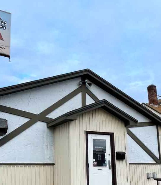 wisconsin restaurant weird ftr