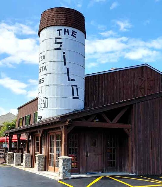 wonderfully weird restaurants illinois ftr
