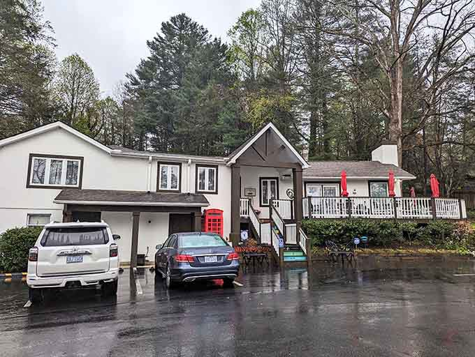 Even on a rainy day, this storybook facade makes you want to grab your favorite novel and settle in.