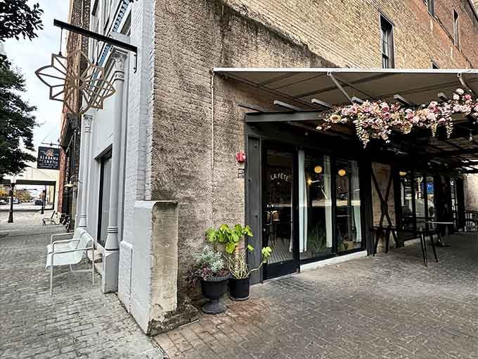 The cobblestone street and charming storefront prove Birmingham knows how to do European elegance right.