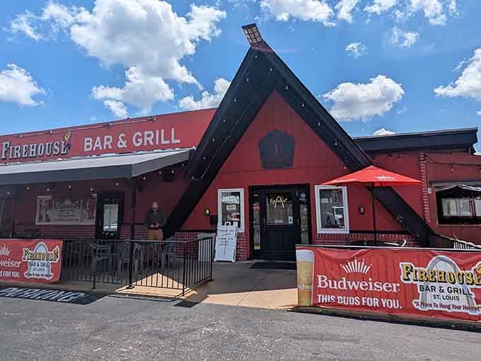 That red exterior isn't whispering its presence, it's announcing dinner like a five-alarm bell you'll actually want to hear.