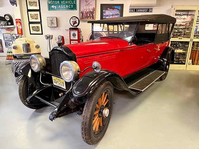 These vintage beauties deserve the royal welcome they're getting here.