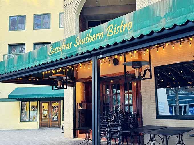 The lights ambiance transforms the exterior into an inviting glow that draws you in like a moth to delicious, butter-laden flames.